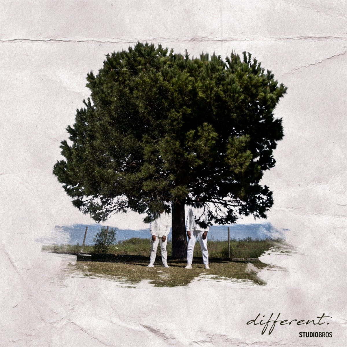 Studio Bros — Different - Rádio Oxigénio