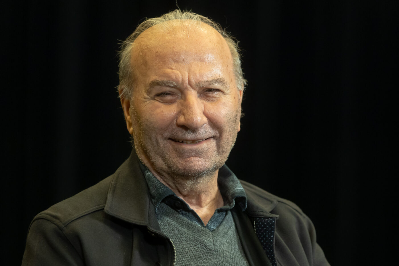 Theodoros Terzopoulos: Mensagem do Dia Mundial do Teatro - Rádio Oxigénio